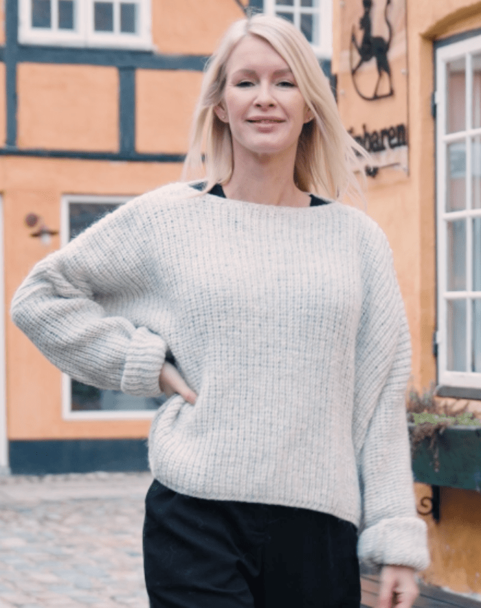 Havskum sweater strikkekit – Wadils